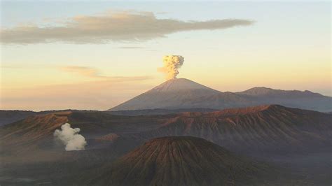 Landscapes Nature Volcanoes Wallpapers Hd Desktop And Mobile