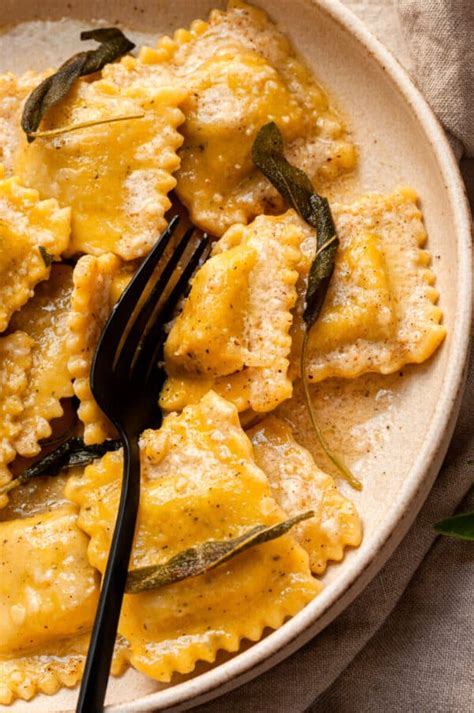 Brown Butter Sage Butternut Squash Ravioli Sauce Recipe Tasting With Tina
