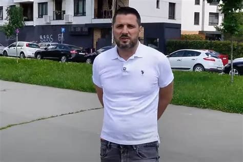 Marko Miljković Objavio Prizor Sa Terase Na Kojoj Je Napravio Skandal