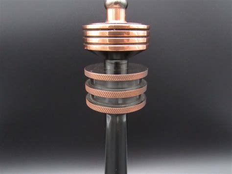 Miniatur Fernsehturm Funkturm Aus Metall Kunsthandwerk 32 Cm