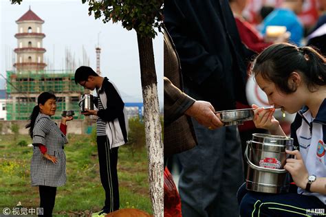 “高考镇”数千家长每天送餐 妈妈双手成餐桌留学环球网