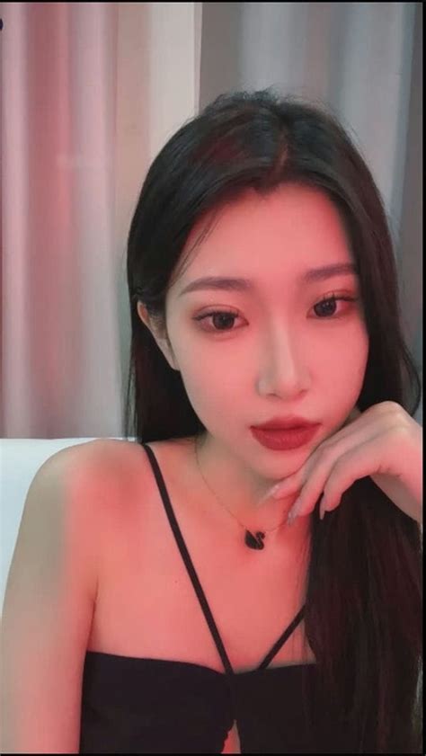 套路直播未知美女 红绿灯盯射寸止高能【1v】【791mb百度云】 懒人部落