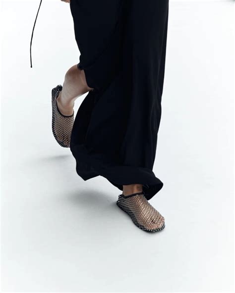 Unveiling The Allure Why Mesh Ballet Flats Are This Seasons Must Have Pop The List