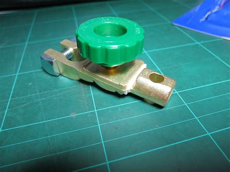 Bug Out Vehicle Delica L Battery Terminal Isolator