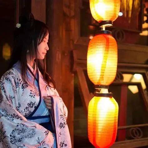 “情诗大王”李商隐最深情的6句诗词：我只想说给你一个人听爱情一生爱人