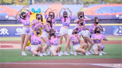 211002 扭蛋情人day 1 Passion Sisters 開場舞表演 青春“サブリミナル” Youtube