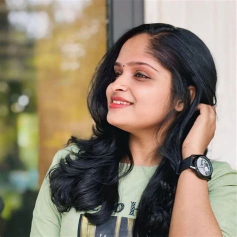 💕arya 💕 Aaryamohan • Threads Say More