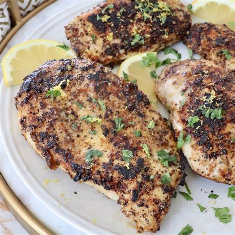 Skillet Lemon Pepper Chicken