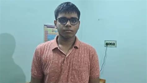 Wbjee 2024 Topper ধনুকভাঙা পণেই গগনচুম্বী সাফল্য জয়েন্টে প্রথম