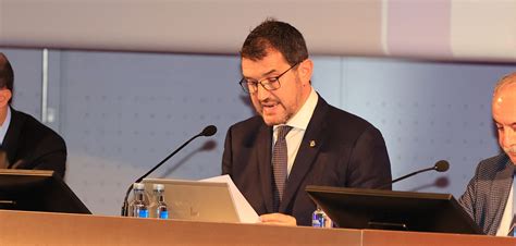 El Deportivo Aprueba Sus Cuentas Y Cambia El Consejo Juane Entra Por Eduardo Blanco