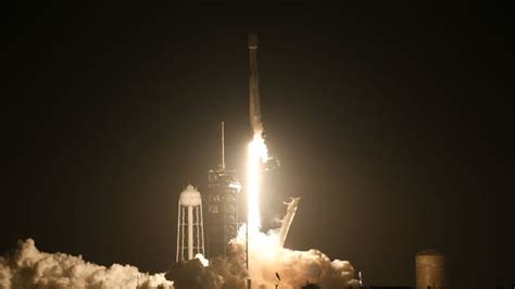 Intuitive Machines Moon Lander Begins Journey To Lunar South Pole Fox