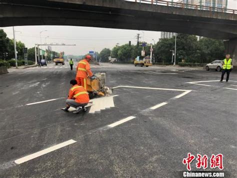 无锡桥面侧翻事故：事发路段路面及交通基本恢复 天下事 长沙晚报网