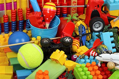 The Toys"R"Us in Burnaby donated thousands of toys to kids in need ...
