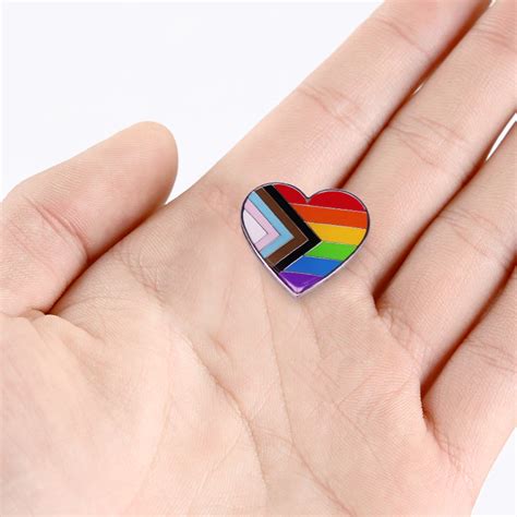 Prideoutlet Lapel Pins Progress Pride Heart Lapel Pin