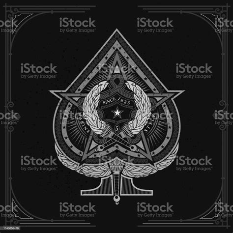 중앙에 큰 별을 가진 스페이드의 에이스와 칠판에 내부 두 토치 크로스 스페이드 에이스에 대한 스톡 벡터 아트 및 기타 이미지
