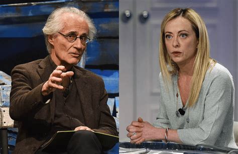 Luciano Canfora Associazioni E Cittadini Si Schierano Contro La