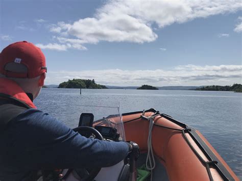 Introduction to Powerboating Course — Safe Water Training