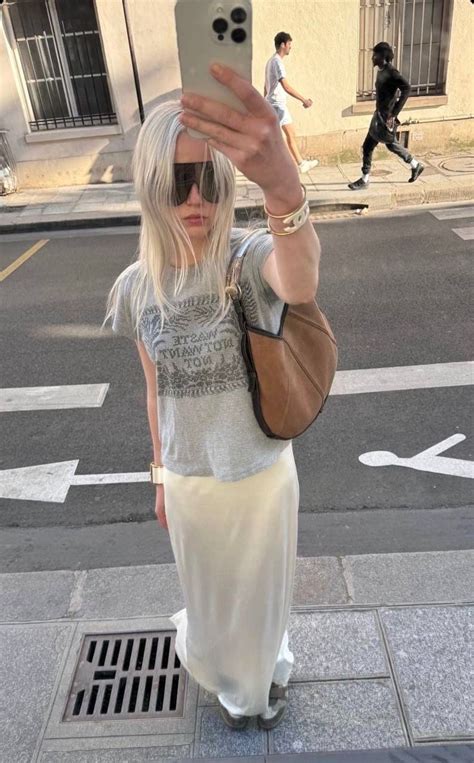 Rogov [3 мар 2025 в 21 06] Модная Заметка Знакомьтесь Slip Skirt