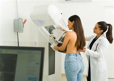 exames médicos essenciais para a vida de qualquer mulher