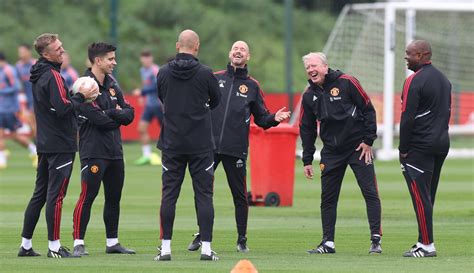 Toby Collyer In Manchester United Training Zidane Iqbal Shows New Haircut