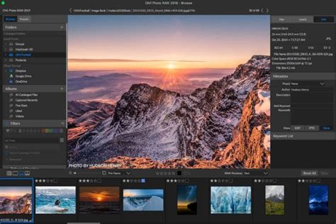 14 Fitur Adobe Lightroom Paling Berguna Untuk Editing Foto