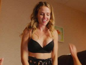 Jocelyn Hudon Nude Aznude