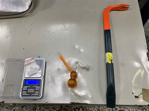 雙姝撬遍北基桃娃娃機 偷零錢箱警攔查車還藏安毒 Beanfun