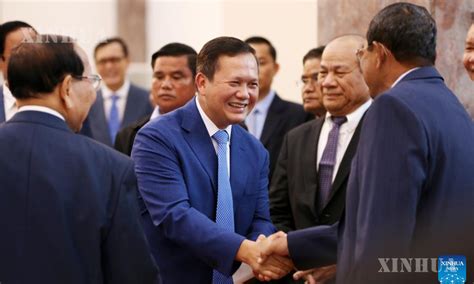 ကမ္ဘောဒီးယားနိုင်ငံ ဝန်ကြီးချုပ်သစ်အဖြစ် ဟွန်မန်နက်အား လွှတ်တော်တွင