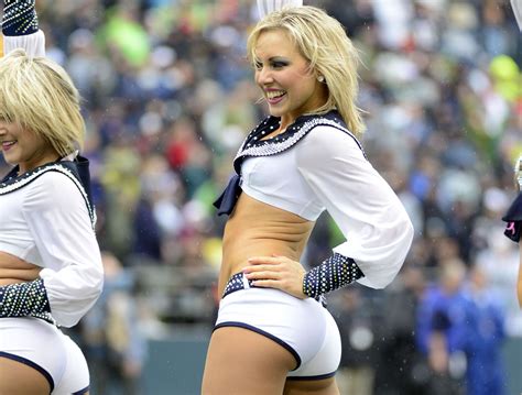 Seattle Seahawks Cheerleader 2014 2136×1620 Nfl Cheerleaders Cheerleading Seattle Seahawks