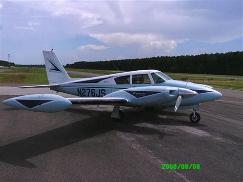 N276js 1964 Piper Twin Comanche On