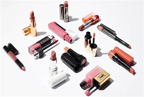 Yuk Cari Tahu Perbedaan Berbagai Lip Product Halo Surabaya