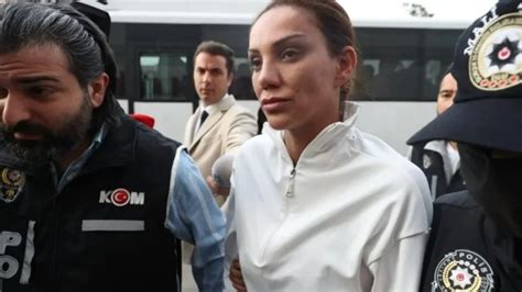Dilan Polat ın kardeşi son halini ilk kez paylaştı Görenler şaştı