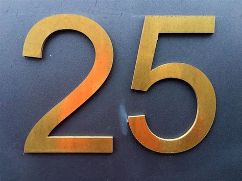Premium Photo Close Up Of Number 25