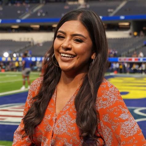 Elisa Hernandez 🇸🇻 Elisahernandeztv • Threads Say More