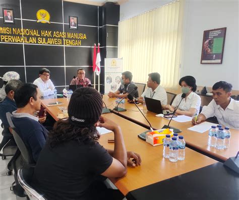 Rapat Bersama Terkait Permasalahan Dan Upaya Penyelesaian Konflik Antara Masyarakat Adat Poboya