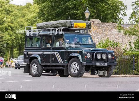 Land Rover Defender County Hi Res Stock Photography And Images Alamy