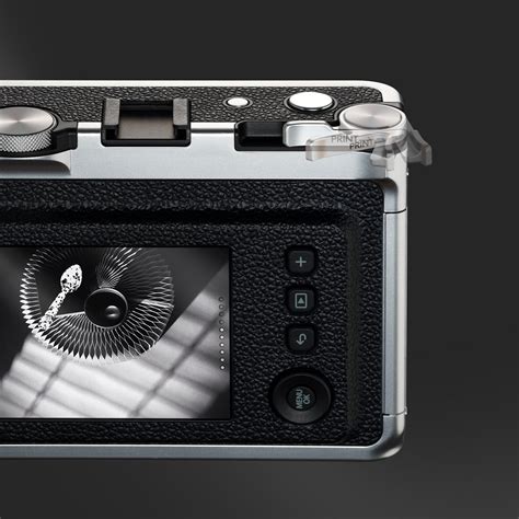富士發表全新混和式數位馬上看相機 Instax Mini Evo！具備100種拍攝效果，復古操作手感 Digiphoto