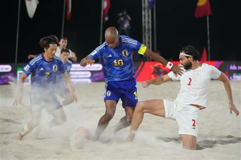 فوتبال ساحلی قهرمانی آسیا تیم ملی ایران با جشنواره گل مقابل ژاپن