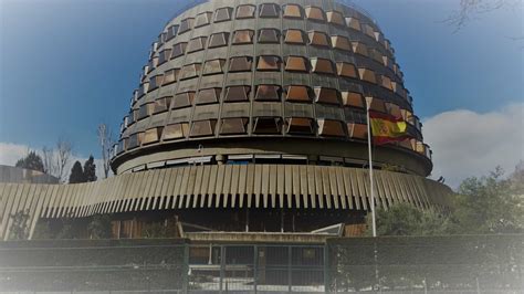 El Tribunal Constitucional Y La Educación Diferenciada Navarra