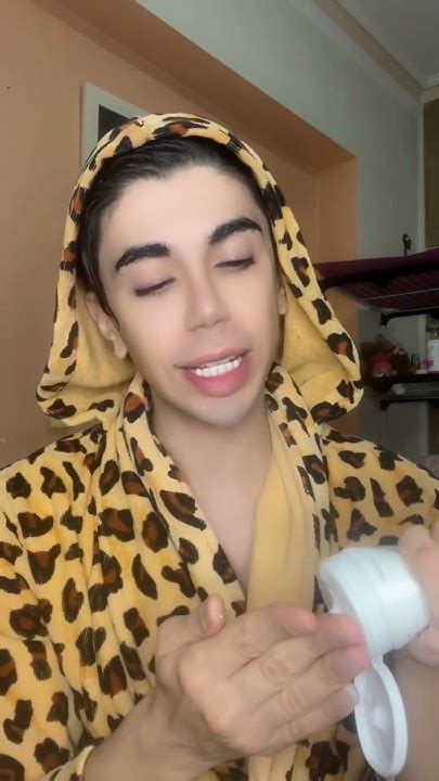 موضوع افراد سمی Youtube