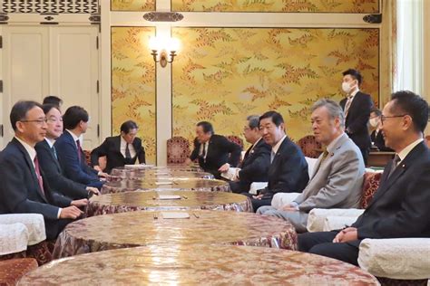【選挙制度協議会】報告書を与野党国対委員長へ提出／派閥の裏金問題議論せずまとめた報告書は了承できない 塩川てつや