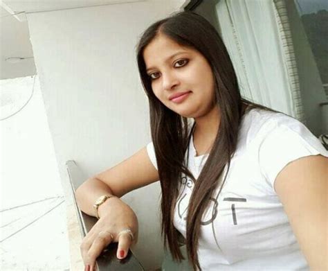 Pin On Desi Girls Mobile Numbers And Dating