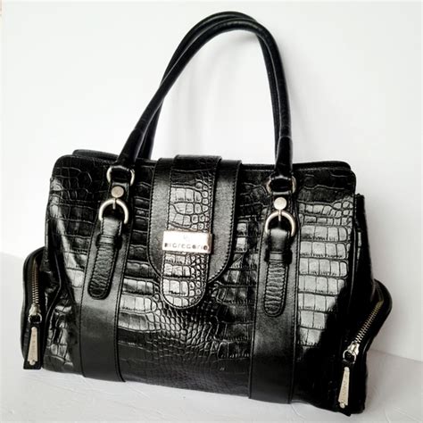 di Gregorio | Bags | Di Gregorio Shoulder Bag | Poshmark
