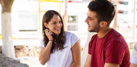 Your Brain Overlooks The Flaws In Your Crush Making Them Appear