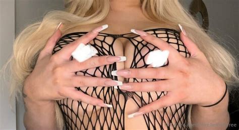 Mirellemiaufree Mirellemiau Nude Leaks Onlyfans Thefappening