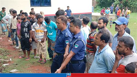 এতিমখানার পাশে পড়েছিল যুবকের গলাকাটা মরদেহ