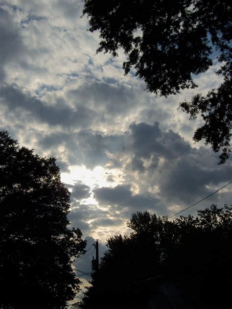 Sunshine Through Clouds Photo By Frederick Meekins Clouds Vanilla