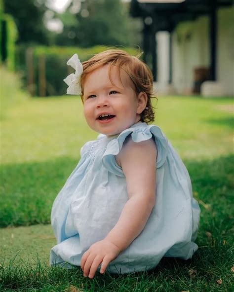 Así Festejó Su Primer Año Lilibet La Hija De Meghan Markle Y El