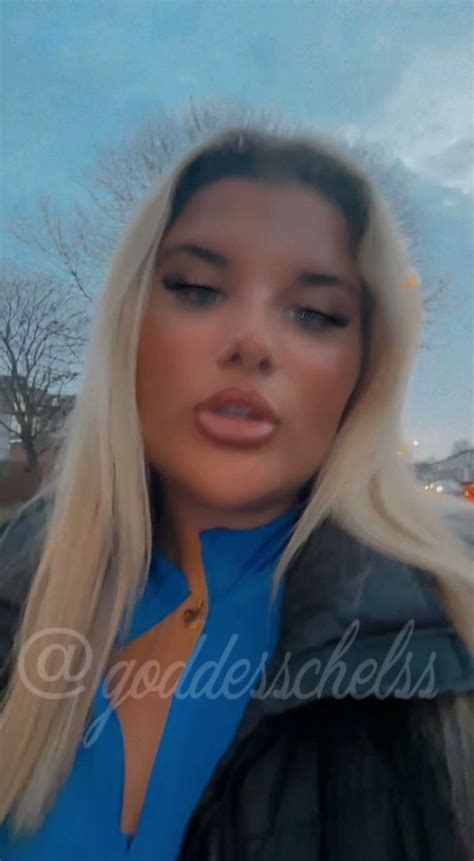 Goddess Chels On Twitter Just Imagine Youre Below Me Right Now While