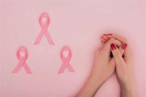 每26秒就有一位女性患癌，肿瘤科医生教你为乳房“松绑”